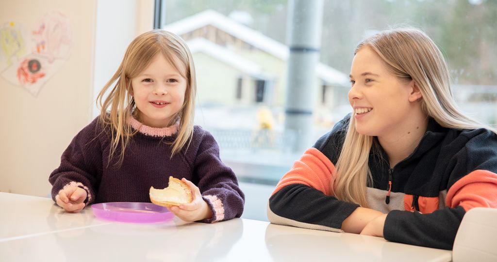 Hvordan ivareta og fremme humor og glede? - Kommunikasjon og ...