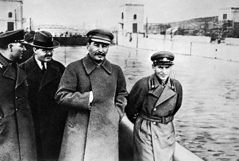 Stalin og stalinismen - Historie (vg3) - NDLA